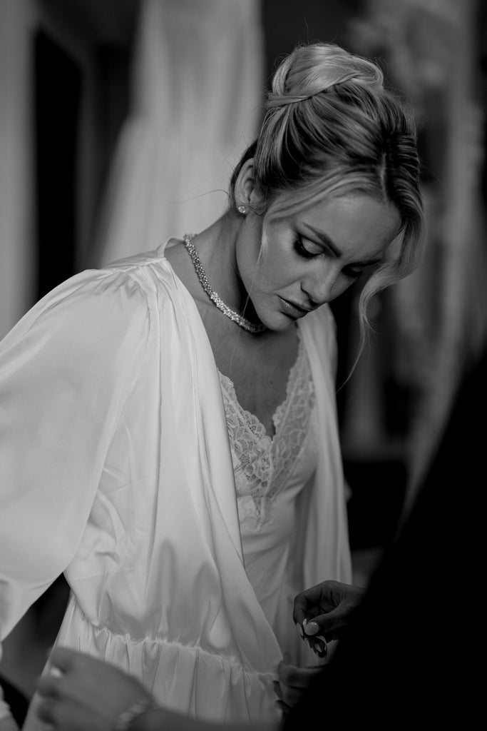 Ellie Carpenter & Daniëlle van de Donk: A Wedding Morning Wrapped in H ...